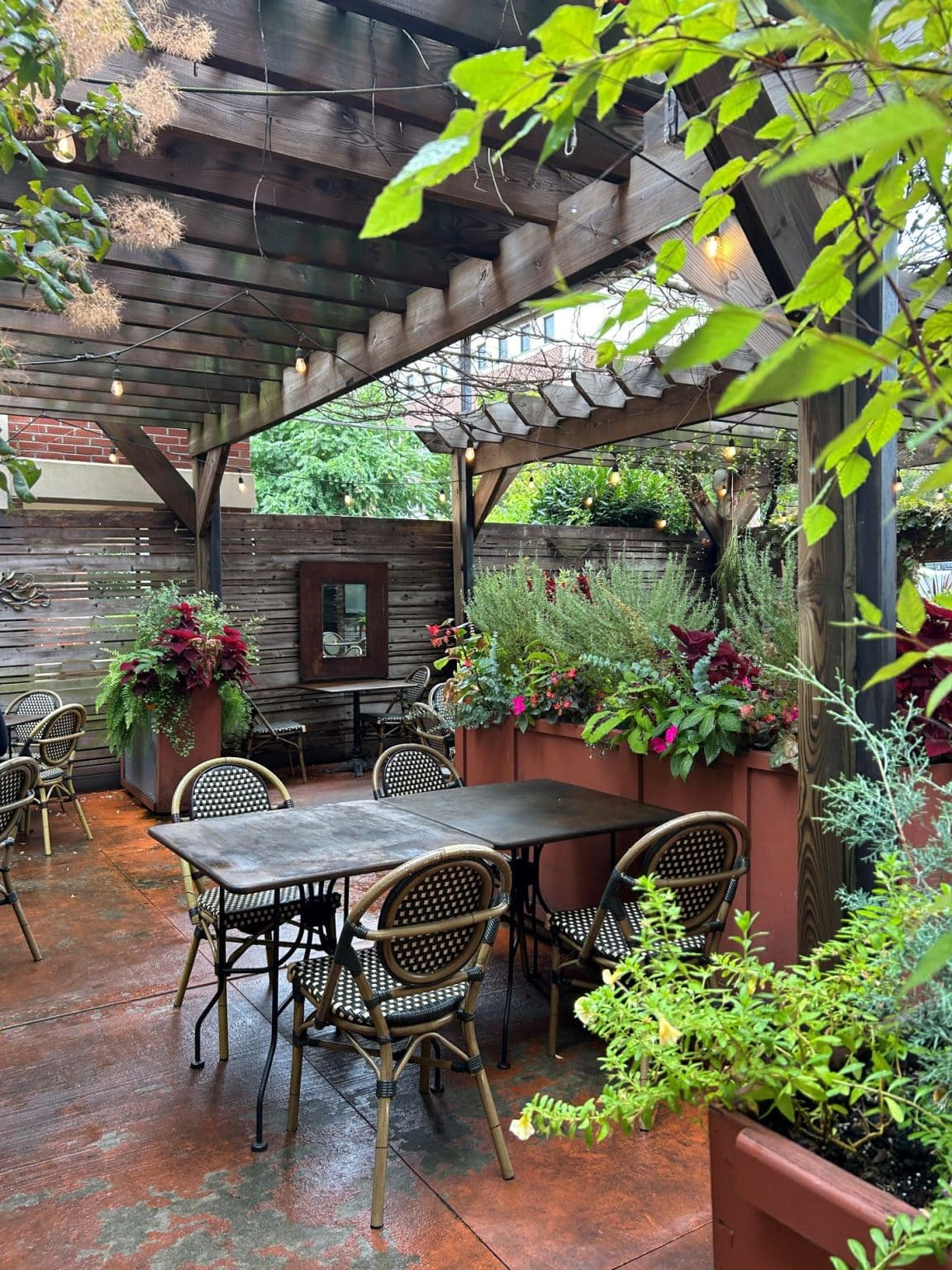 Hurry! Red Restaurant Closing September 21st • Huntington Matters